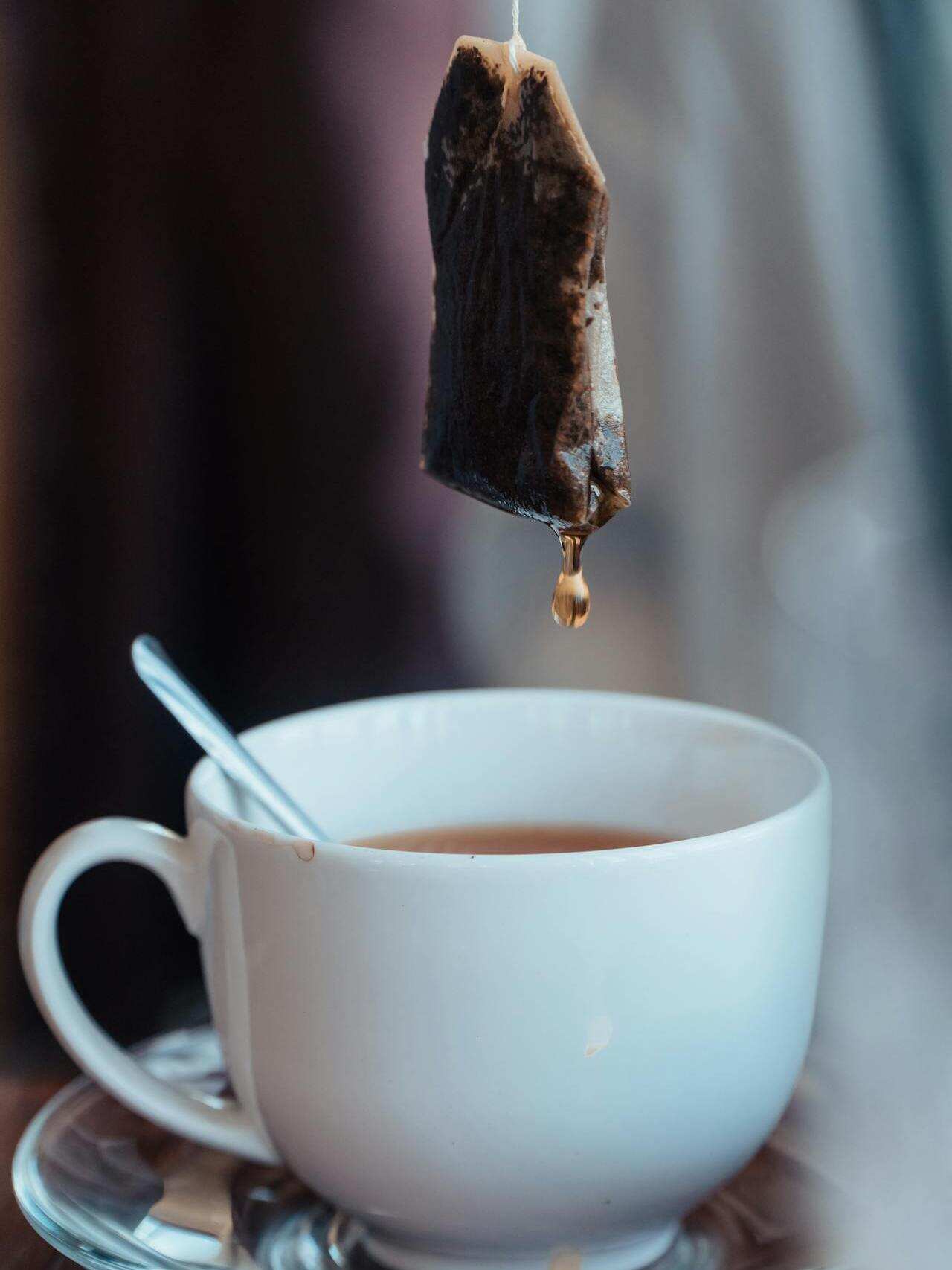 7 Ways To Reuse Old Tea Bags