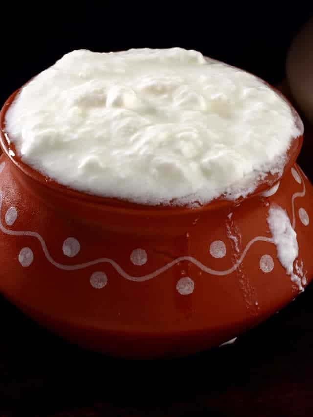 What Is The Right Time To Eat Curd?