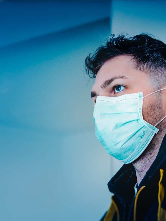 6 Possible Reasons for Face Swelling or Puffy Face