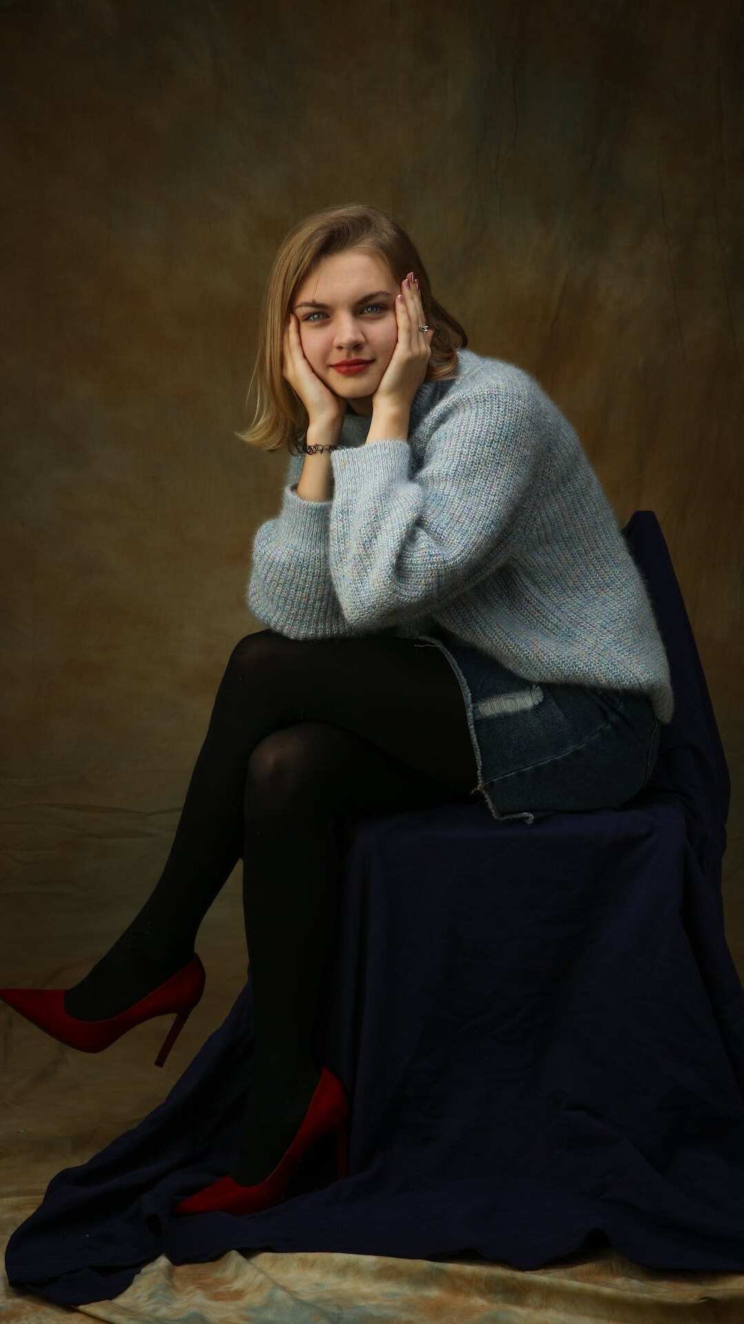 7 Tips to Style a Sweater