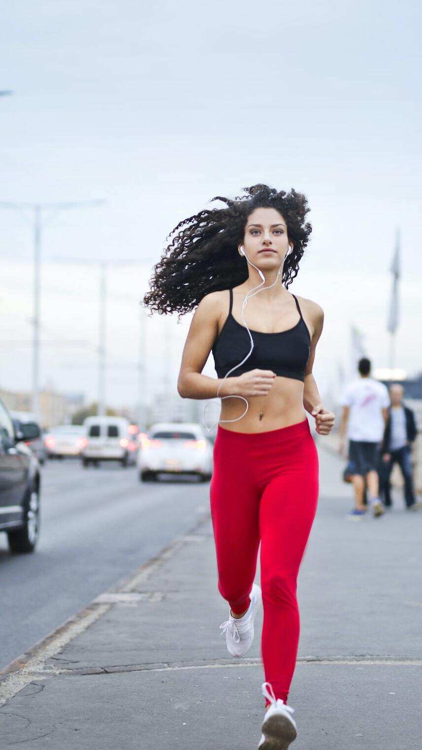 10 Songs To Listen To During Workout
