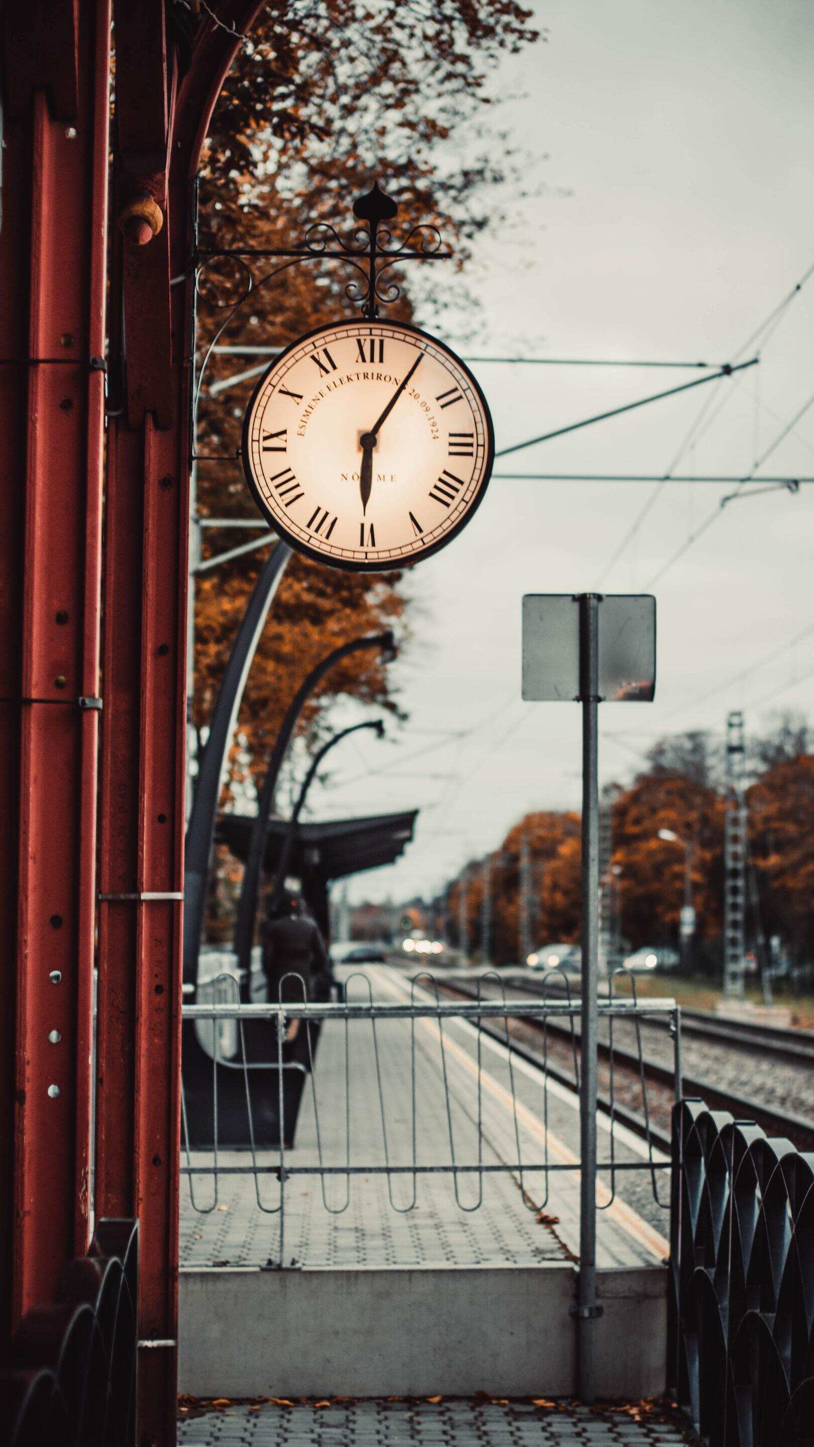 10 Beautiful Railway Stations in the World