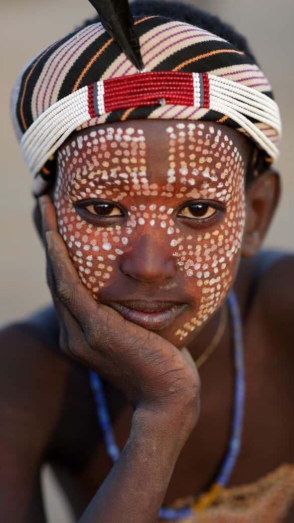 7 Unique Tribal Customs From Around The World