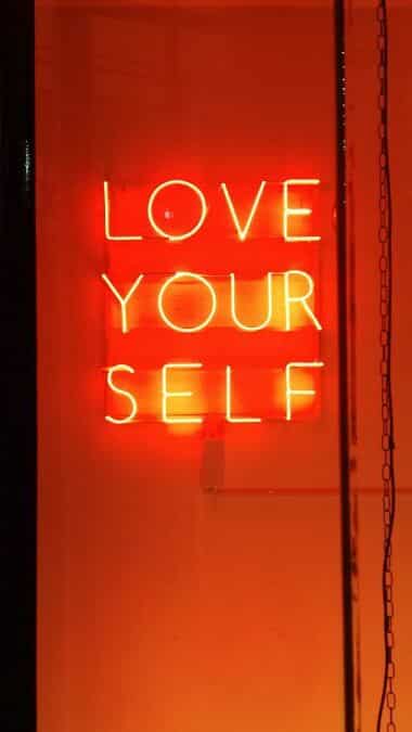 9 Self-Love Affirmations To Induce Confidence, Live Happy