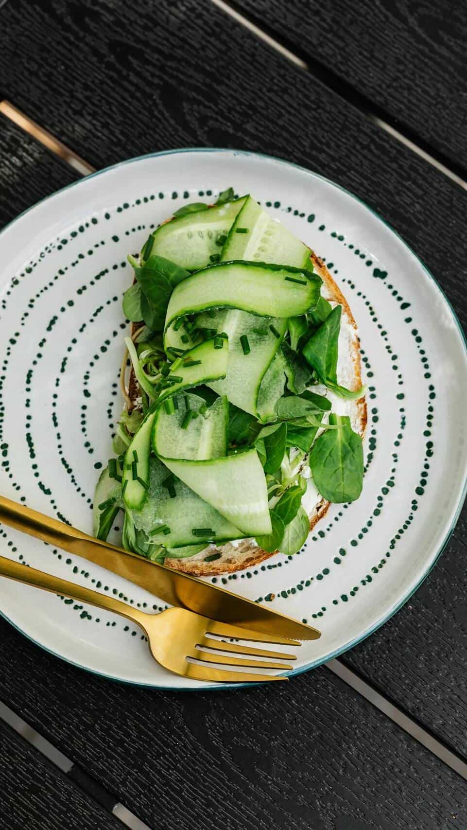 6 Easy and Healthy Cucumber Recipes