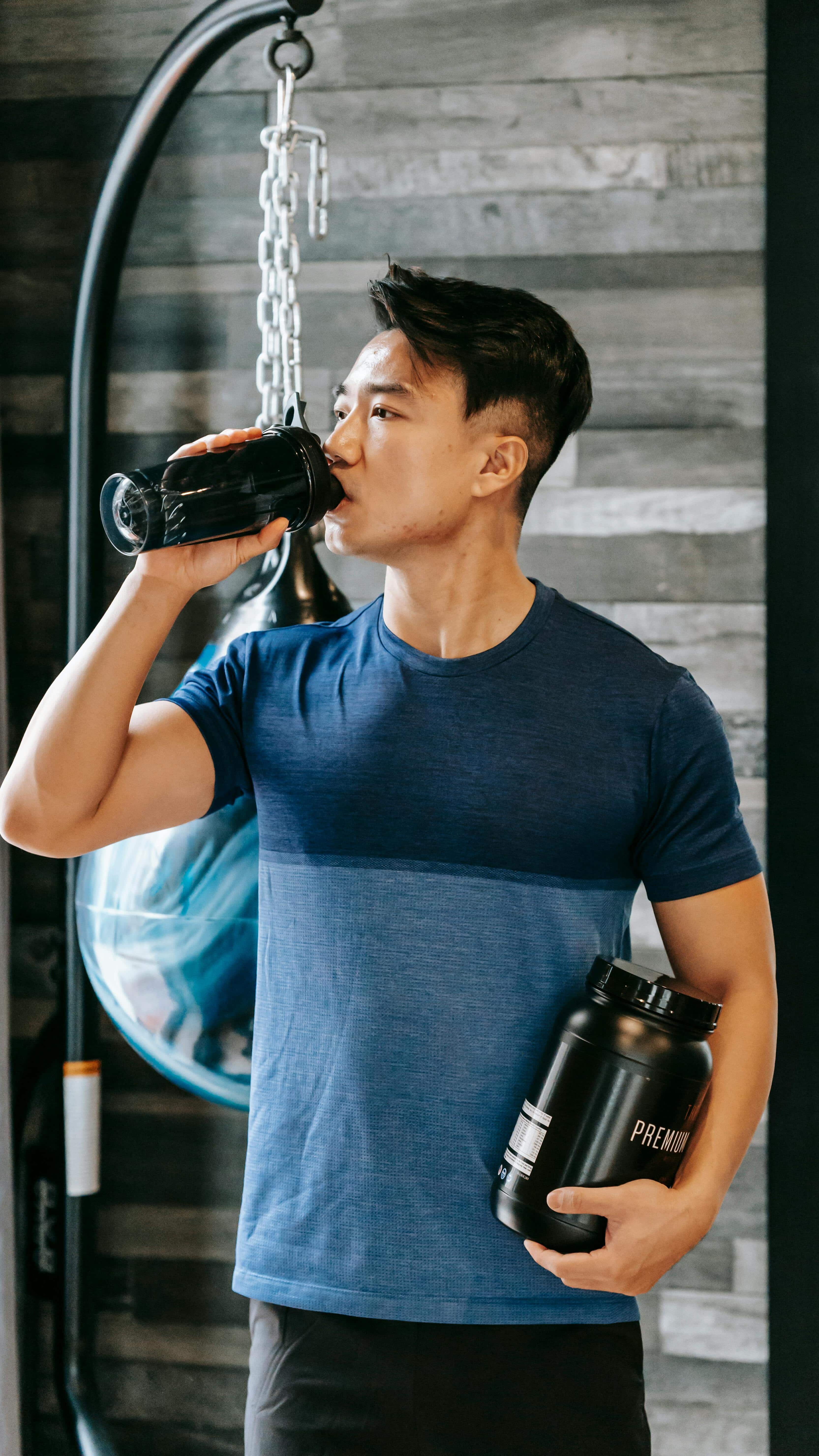 5 Side Effects of Consuming Too Much Protein Supplements