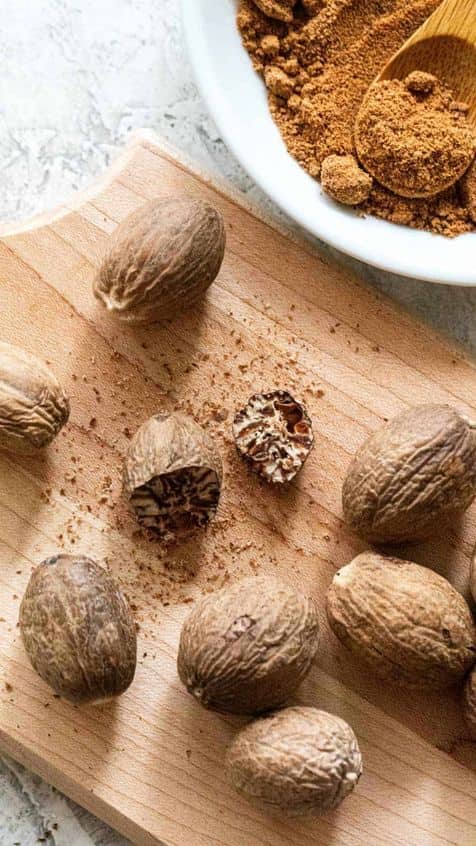5 Benefits of Adding a Pinch of Nutmeg to Your Water