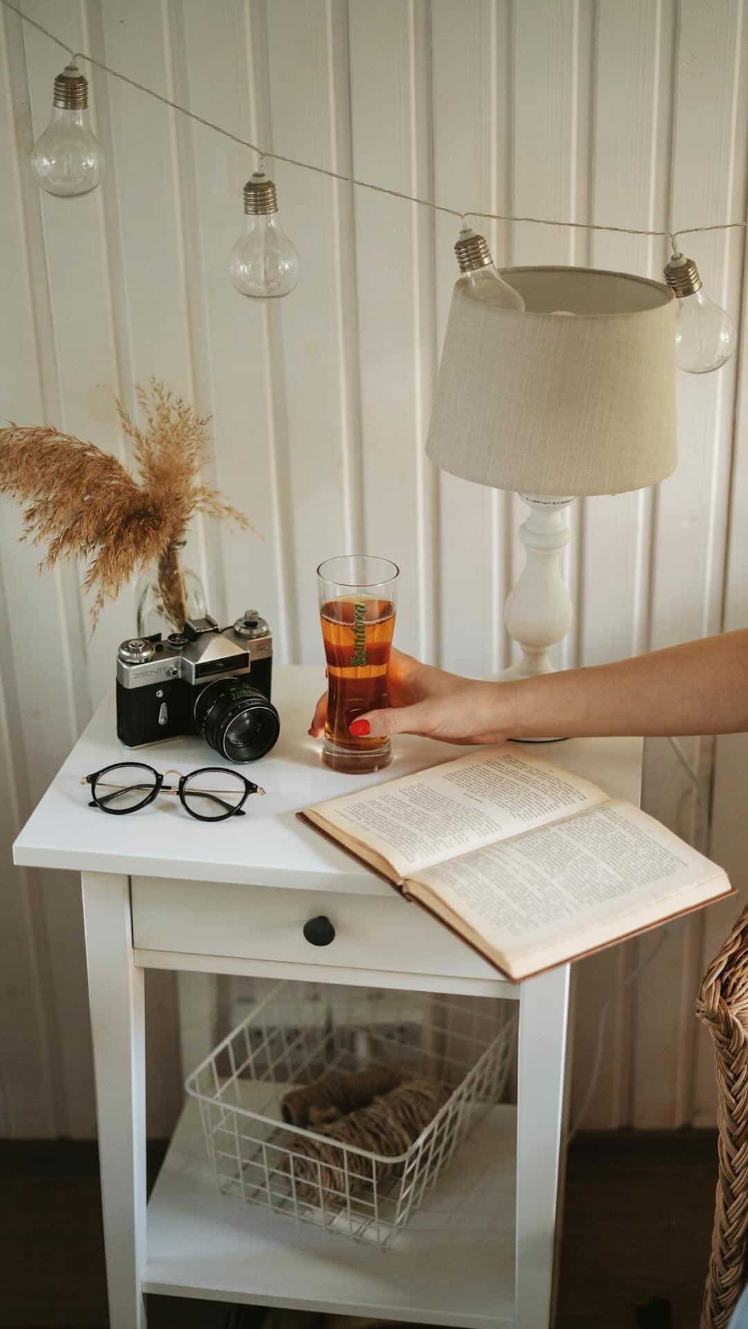 Aesthetic Bedside Table Décor Ideas