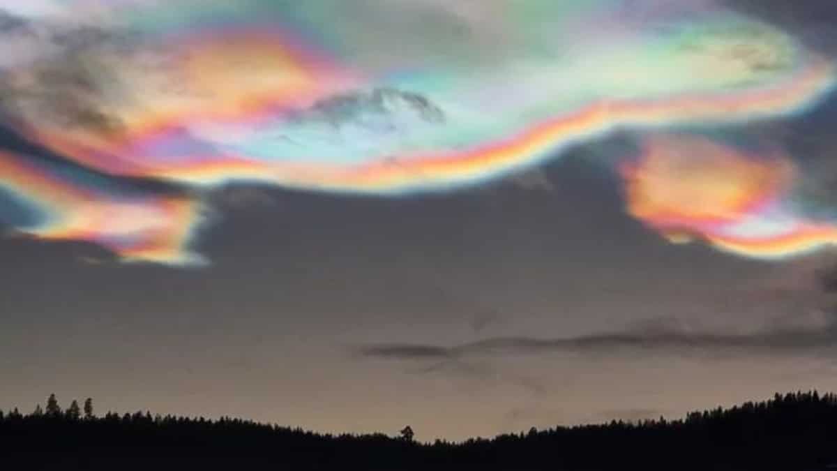Stunning view of nacreous clouds.