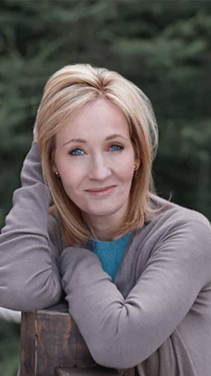 Top 10 Richest Authors in the World