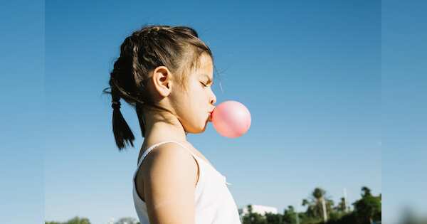 6 Harmful Effects of Chewing Gum