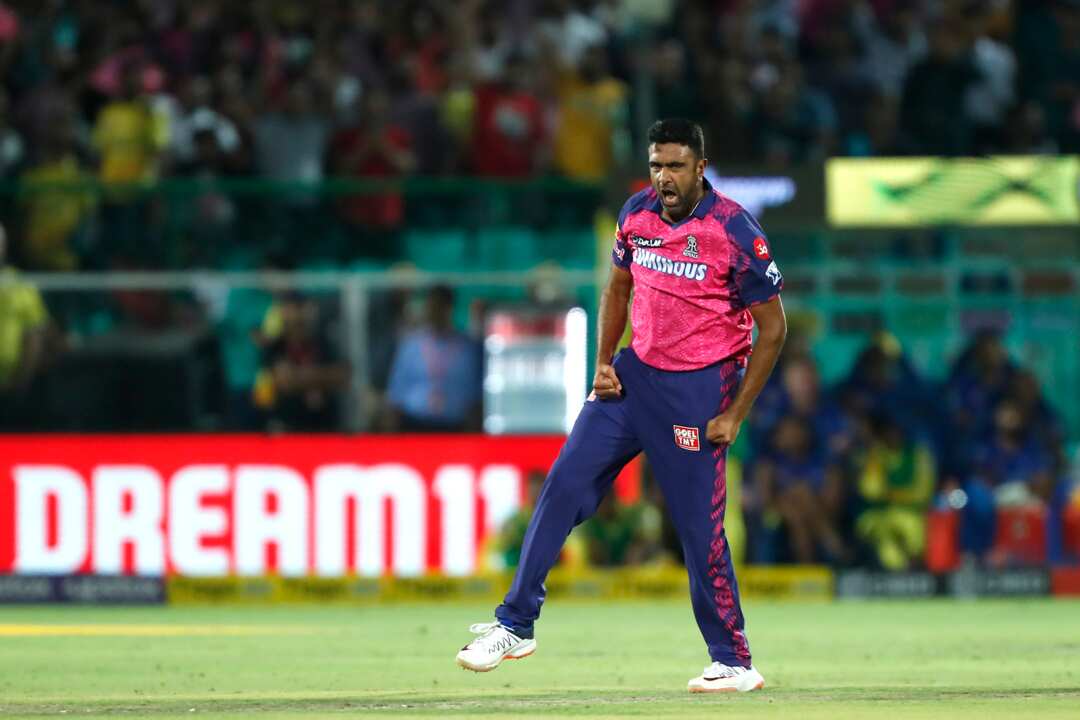 IPL: Spinners With Most Maiden Overs